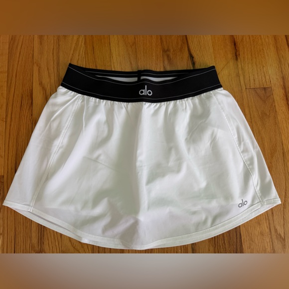 ALO Yoga | Skirts | Alo Yoga Match Point White Tennis Skirt | Poshmark